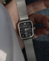 RUMTTON Black Mother of pearl women's Mesh band watch Silver