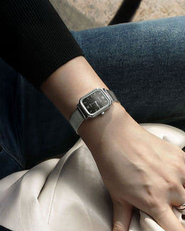 RUMTTON Black Mother of pearl women's Mesh band watch Silver